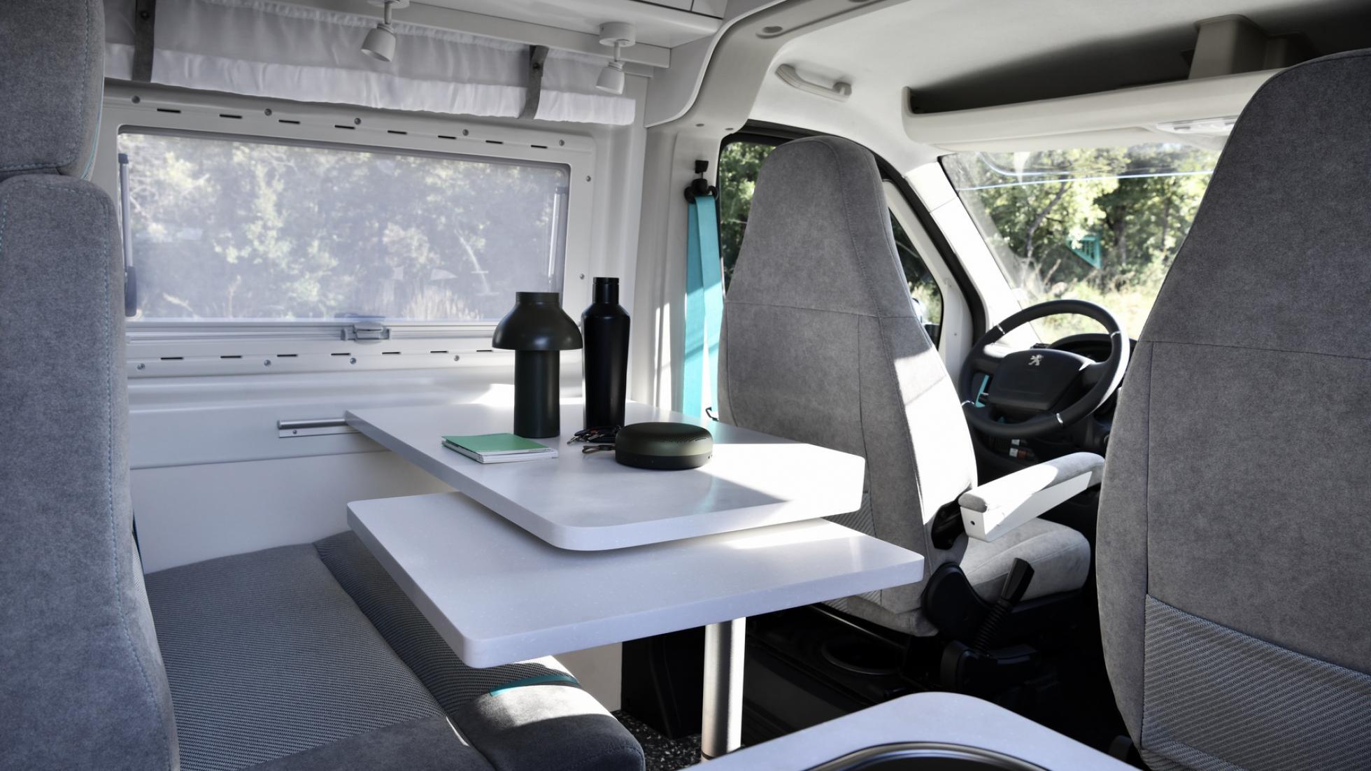 Peugeot Boxer 4x4: een off-road camper - TopGear