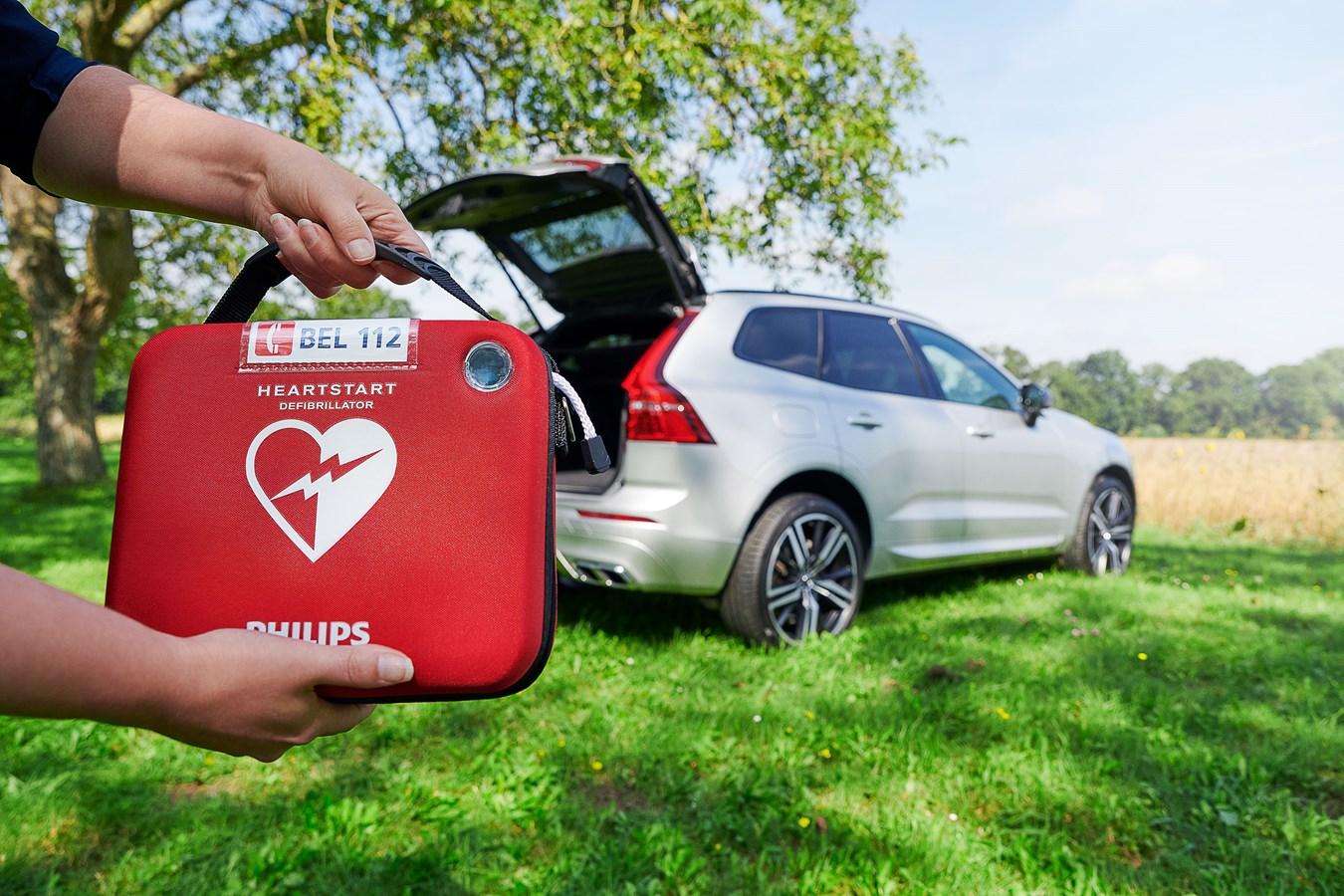 Volvo Lifesaver: rondrijdende AED’s - TopGear Nederland