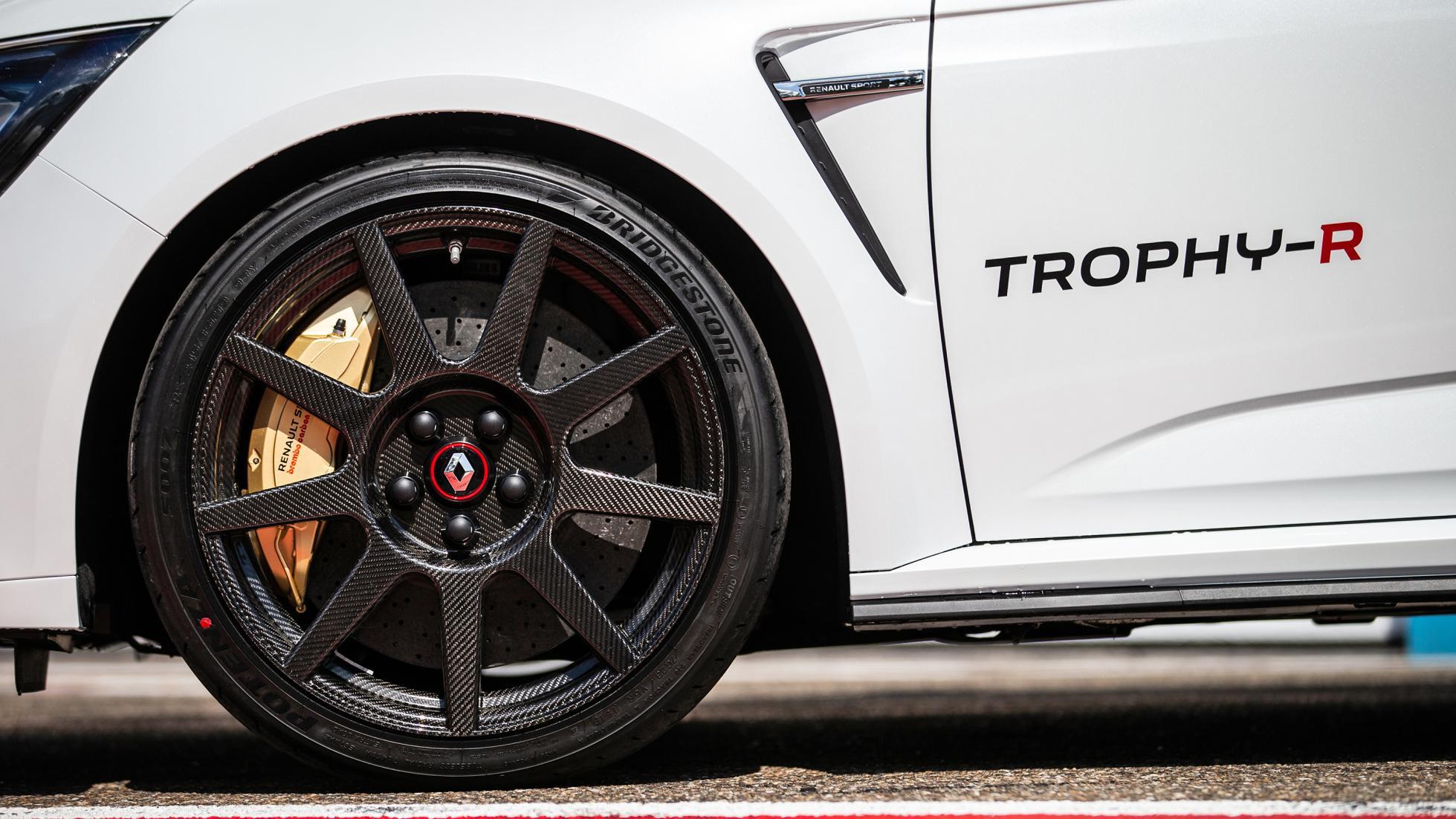 Renault Mégane RS Trophy R (2019) - Autotest en Specificaties - TopGear