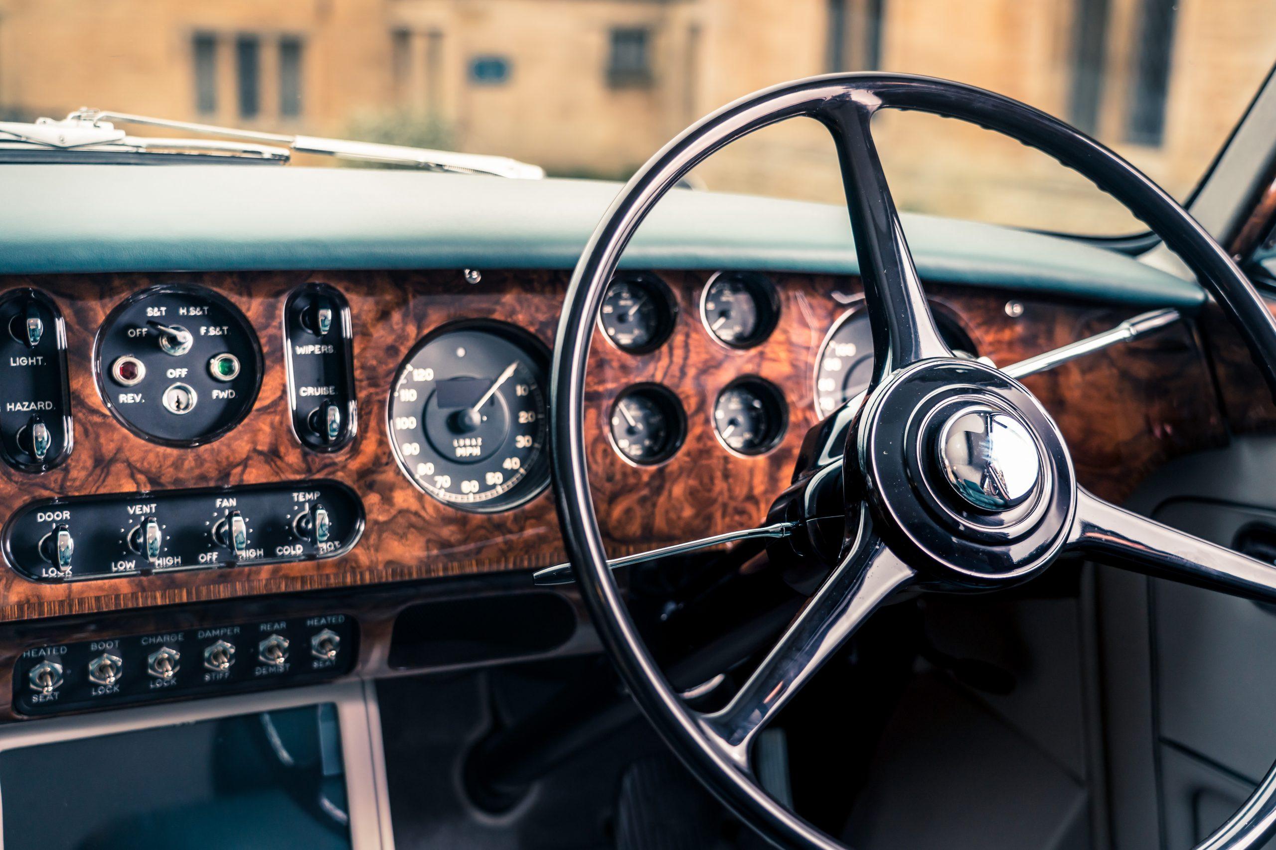 Lunaz maakt van deze elektrische Bentley Continental Flying Spur - TopGear