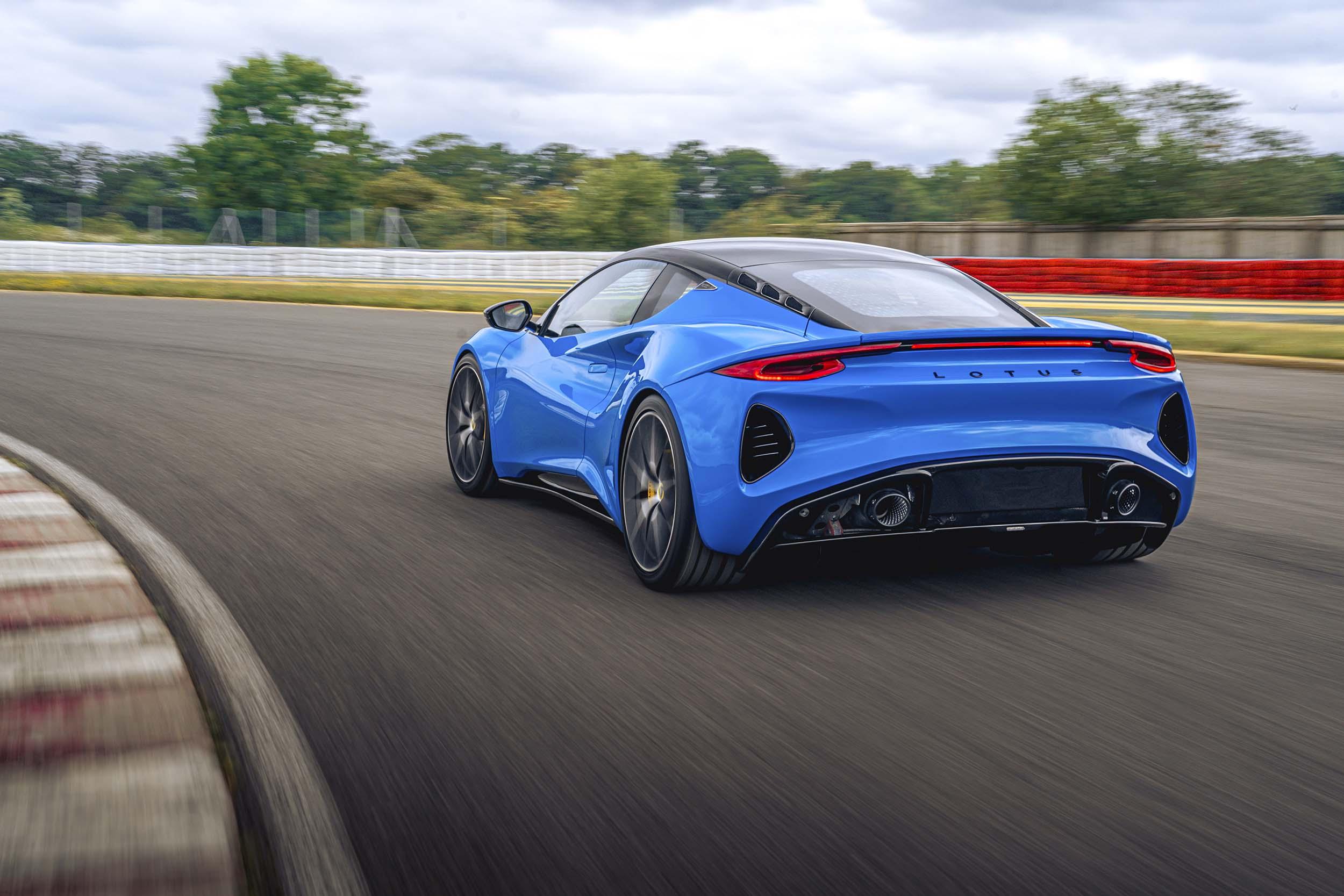 Lotus Emira: alles wat je moet weten (specificaties, banden, gewicht)