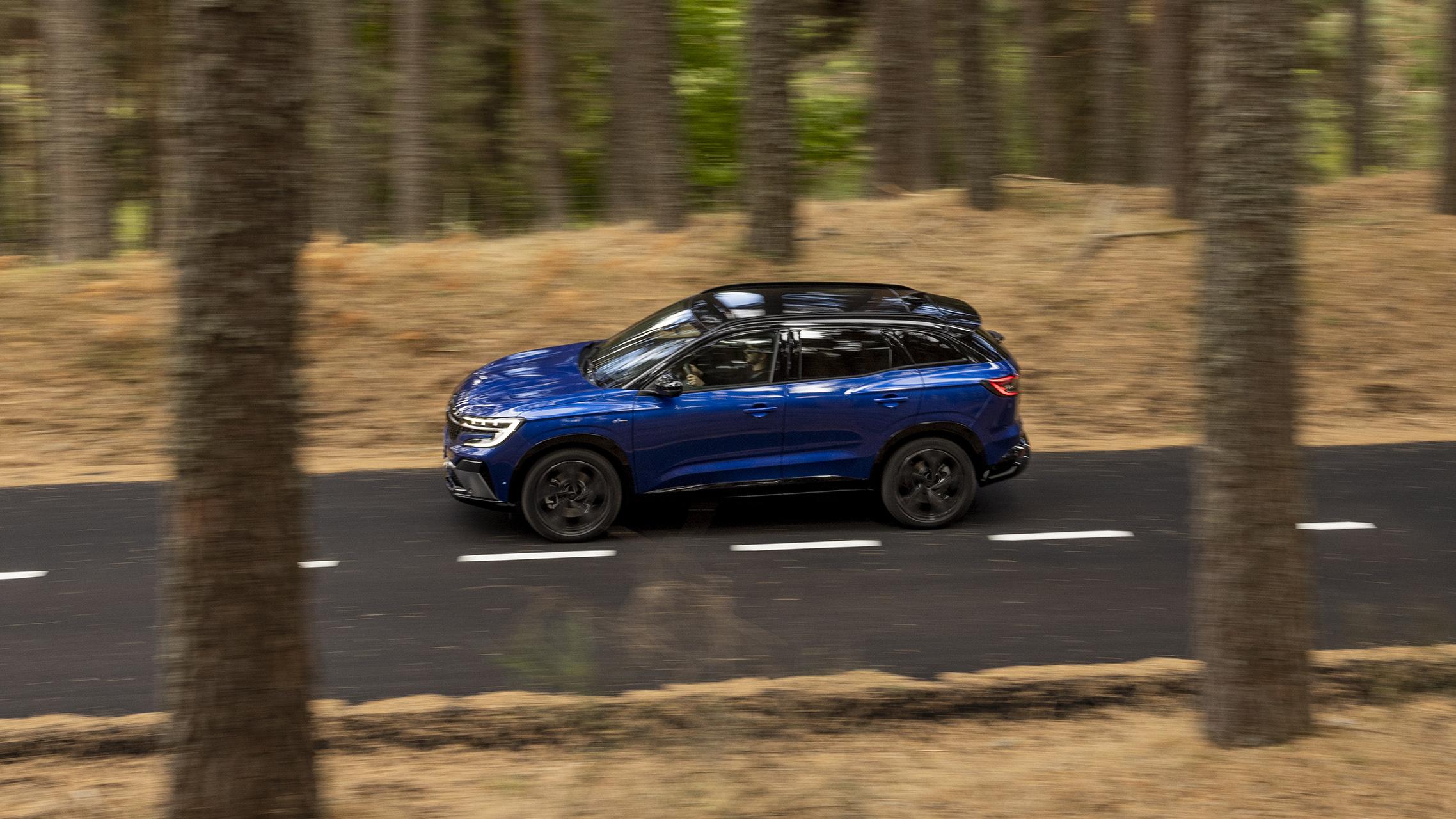 Renault Austral E-Tech Full Hybrid 200 Iconic Esprit Alpine review (2022)