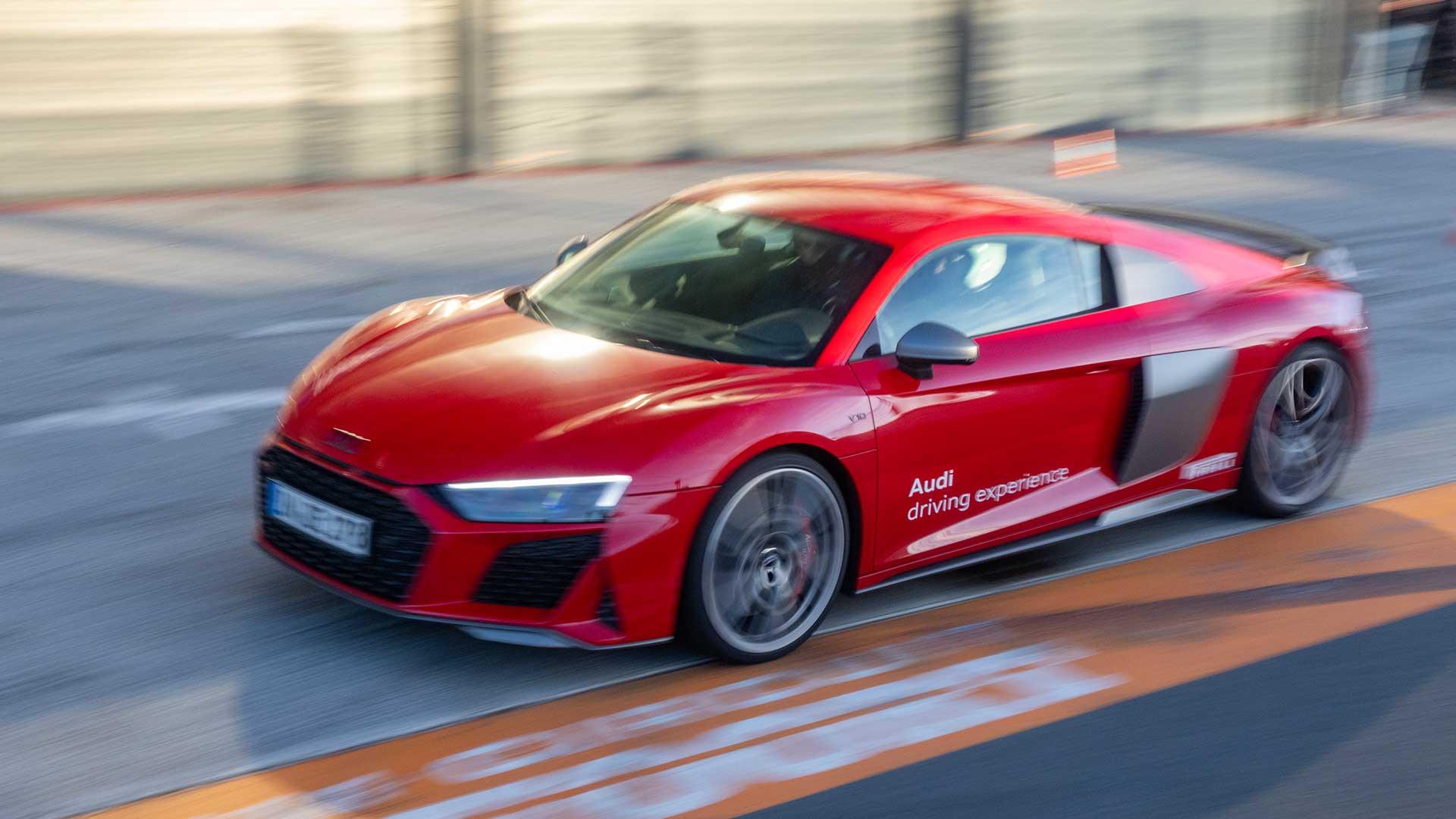 Zonder ervaring rijden op Circuit Zandvoort in een Audi R8 V10