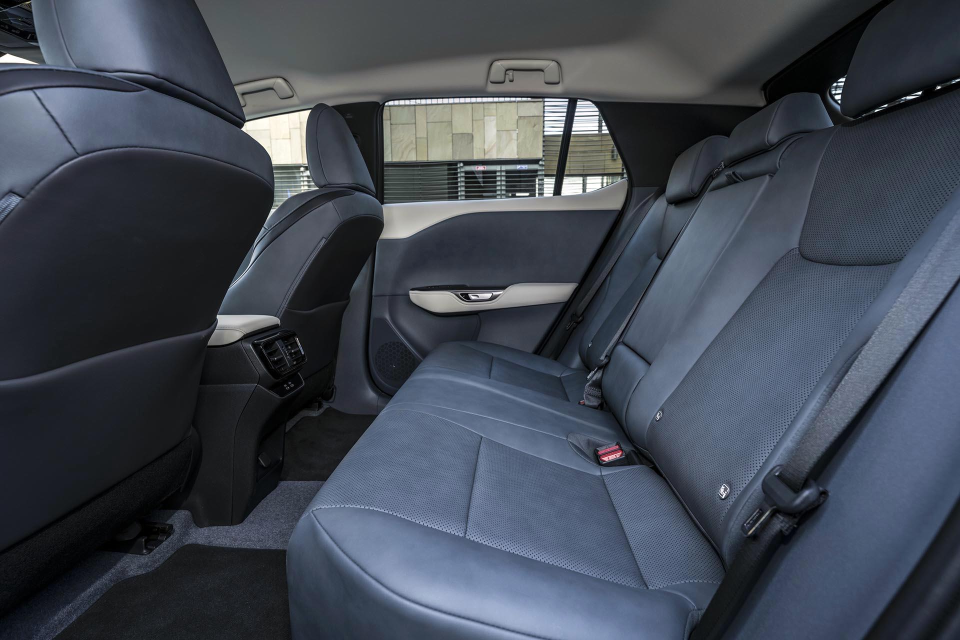Lexus RZ 450e review (2023): Hoe rijdt de eerste volbloed-EV?