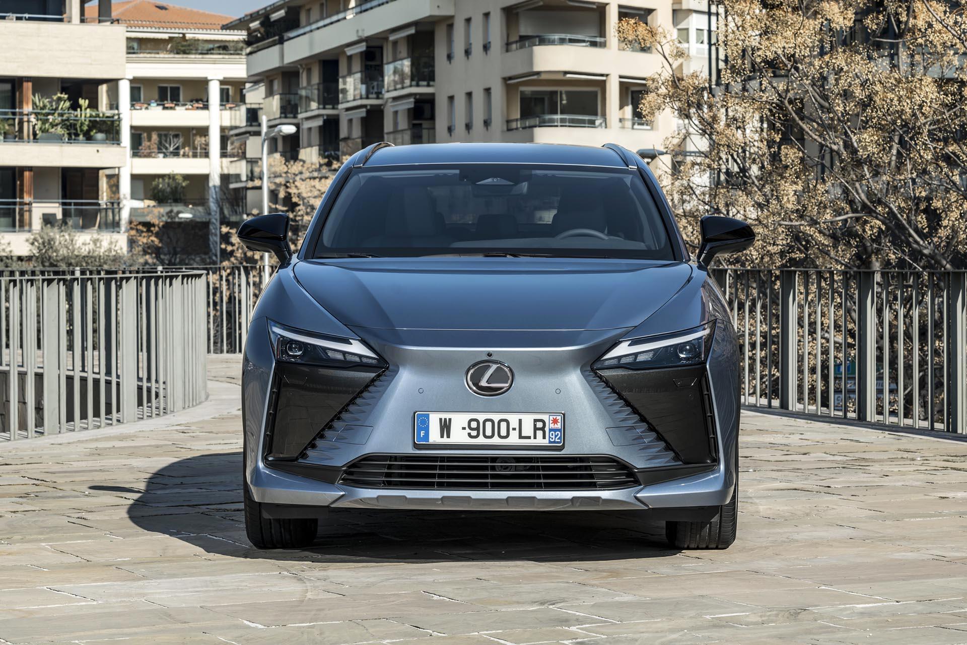 Lexus RZ 450e review (2023): Hoe rijdt de eerste volbloed-EV?