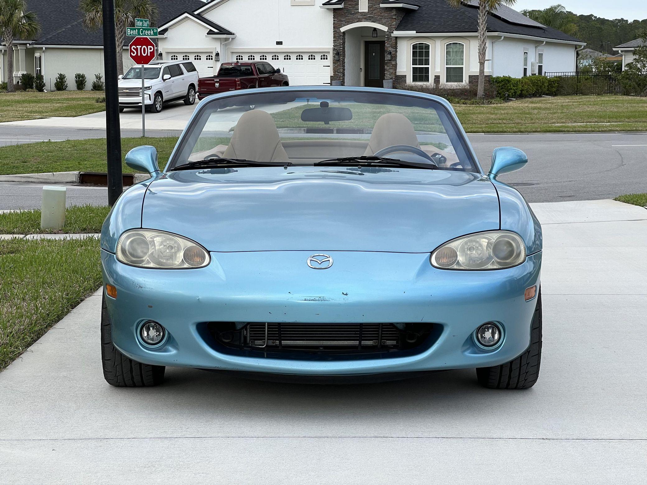 Deze Mazda MX-5 NB heeft een V8 van een Camaro