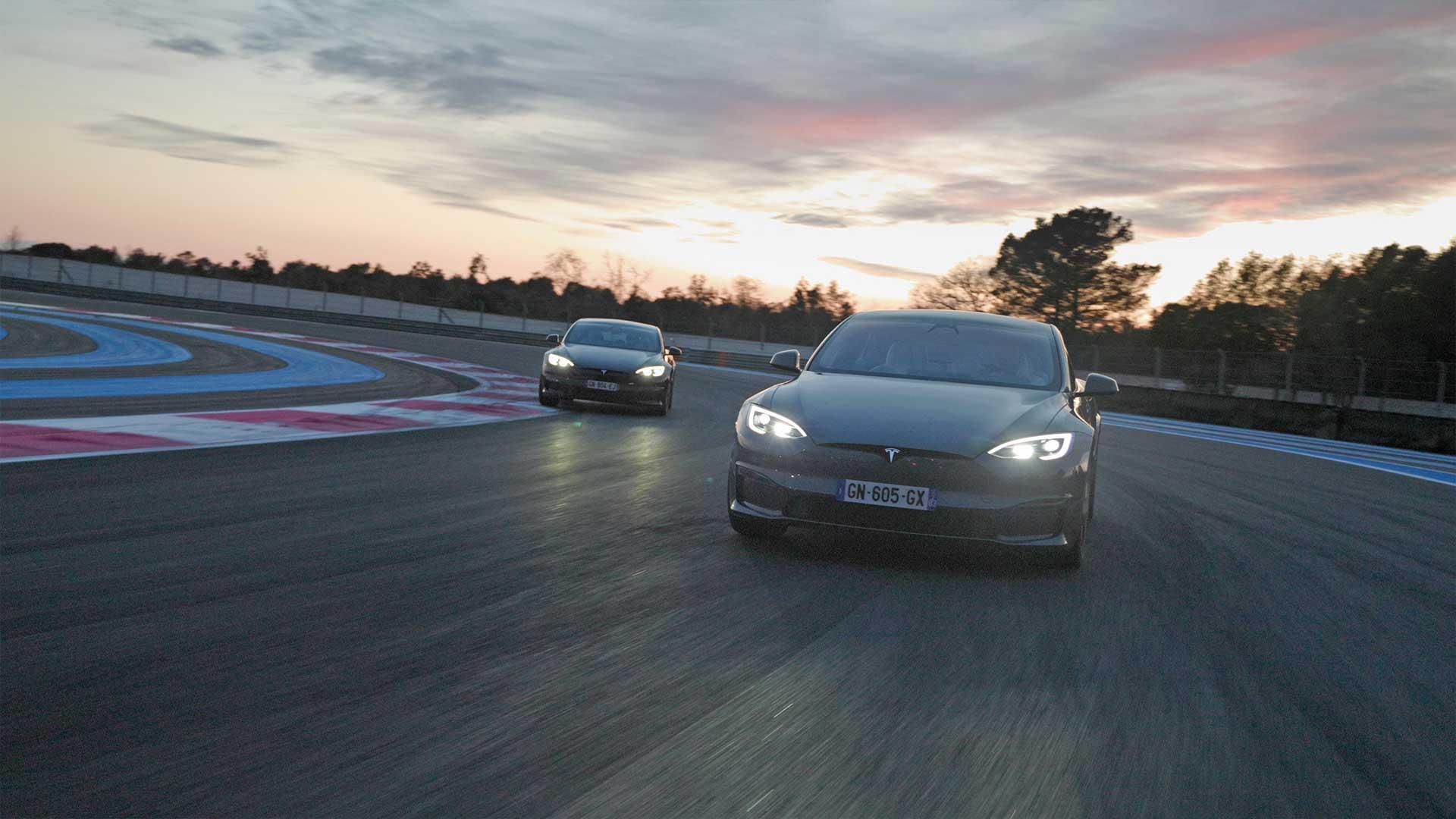 Tesla Model S Plaid Track Pack haalt topsnelheid van 322 km/u