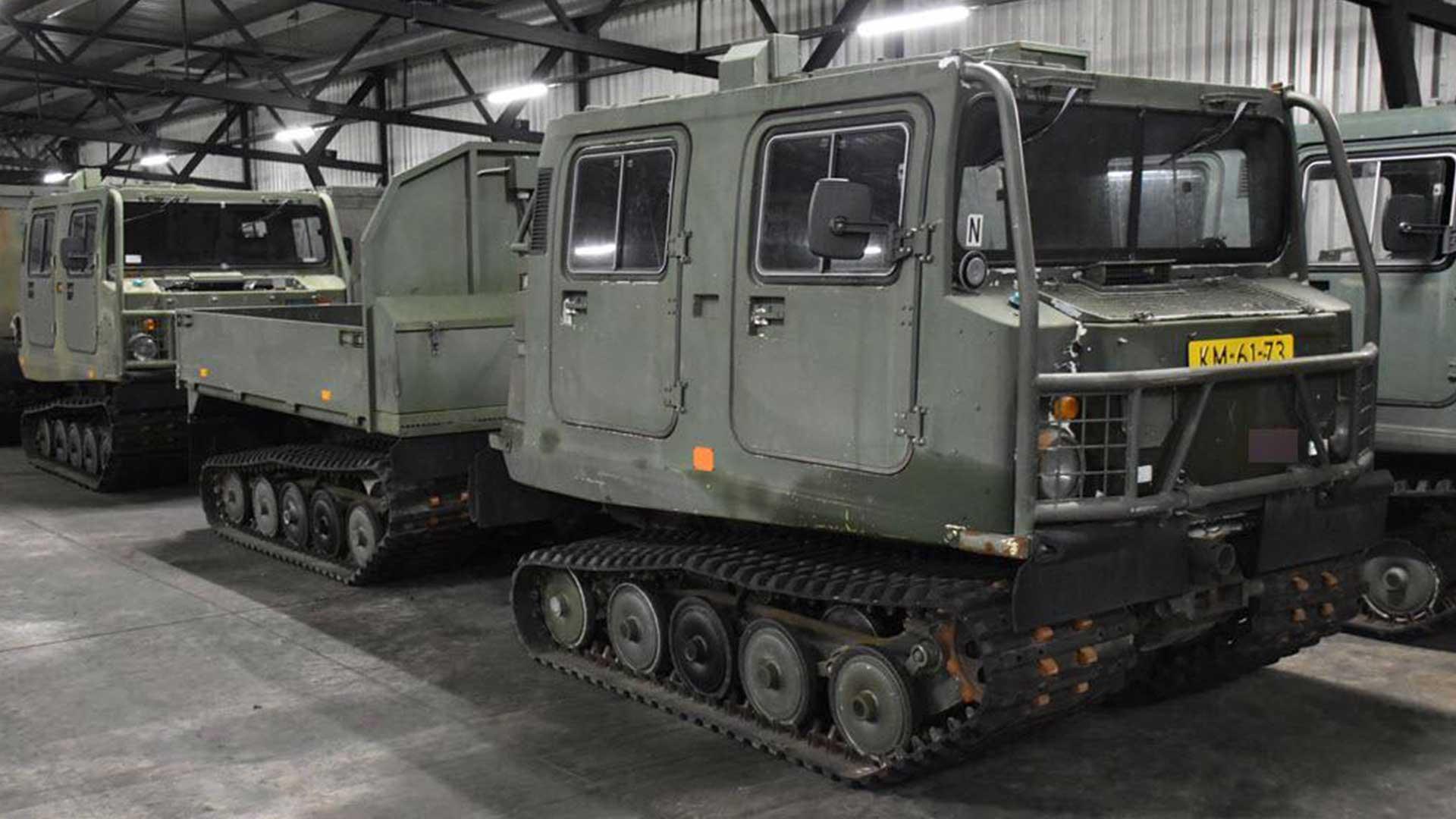 Bandvagn 206: Defensie verkoopt lading bijzondere speeltjes