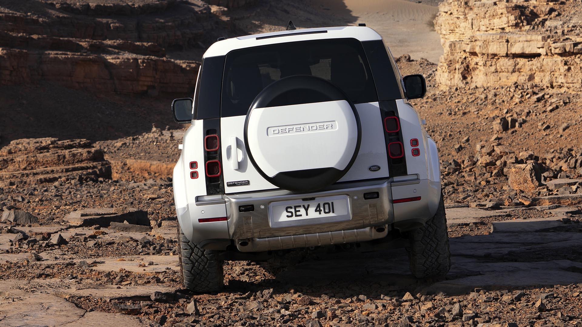 Defender 130 X-Dynamic HSE P400 MHEV review (2024) - TopGear