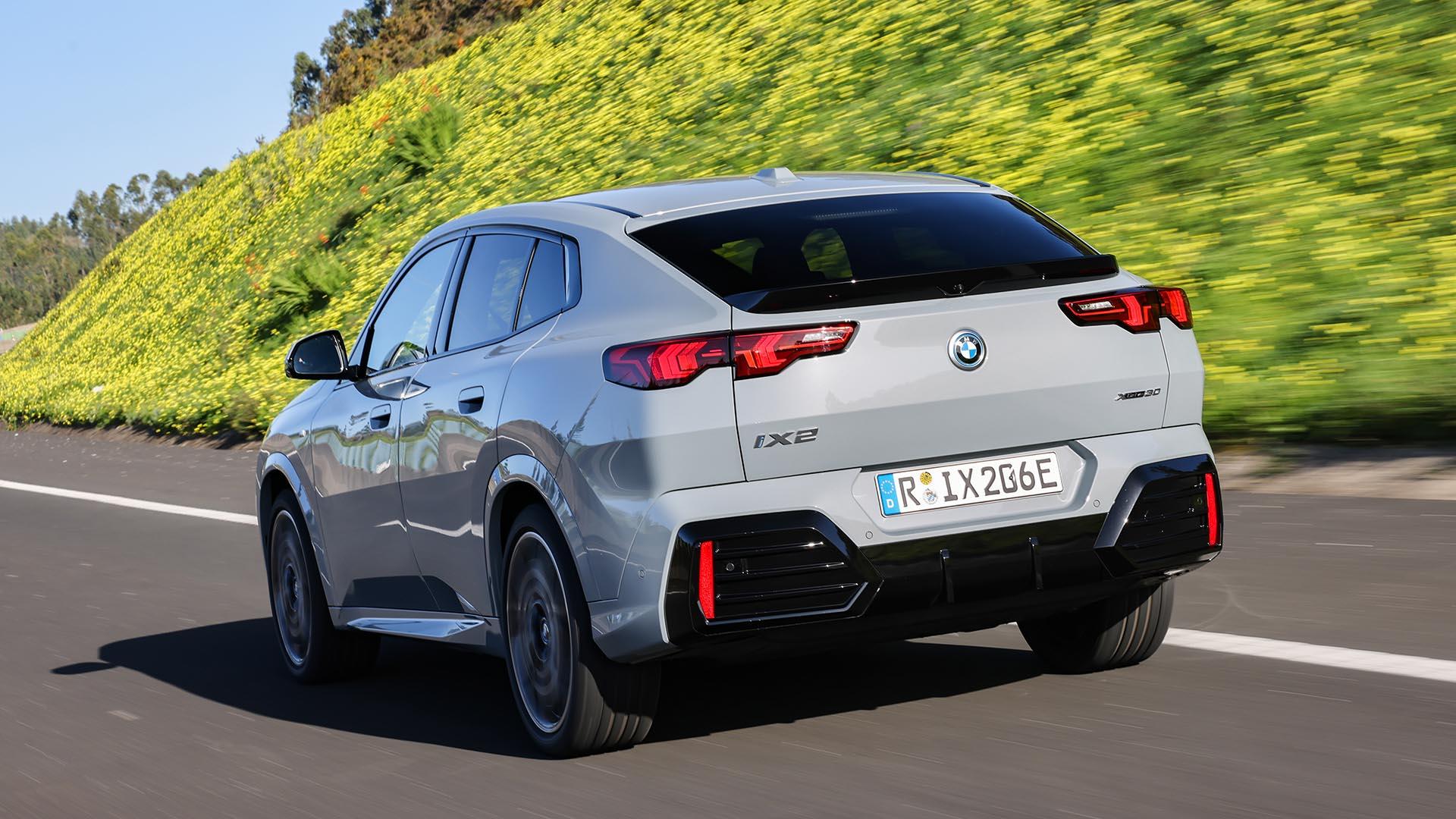 BMW iX2 review: Voegt de minder praktische SUV wat toe? - TopGear