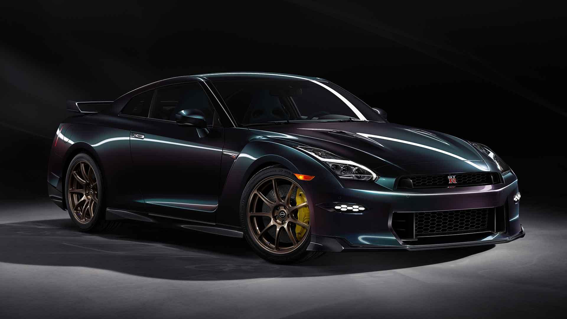 Deze nieuwe Nissan GT-R R35 krijgt een R34-kleur - TopGear