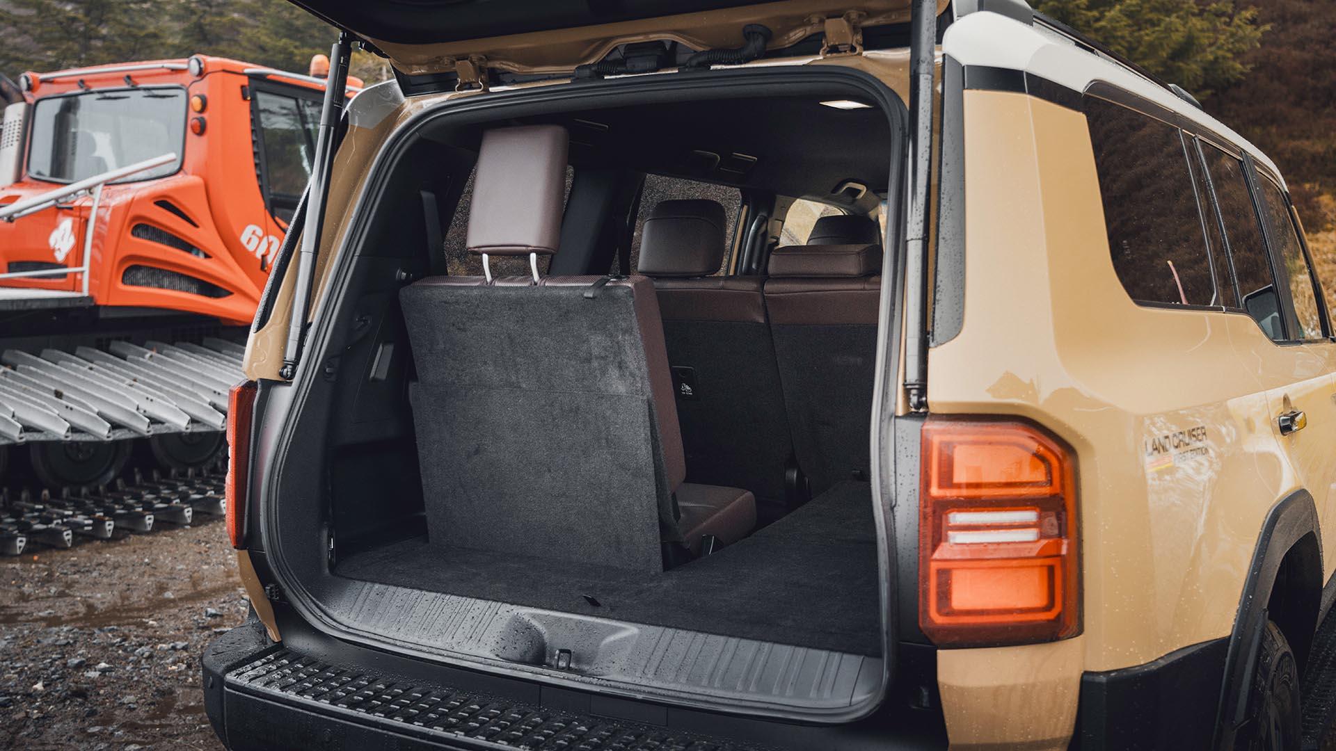 Toyota Land Cruiser 250: zo gedraagt ie zich in het terrein (review ...