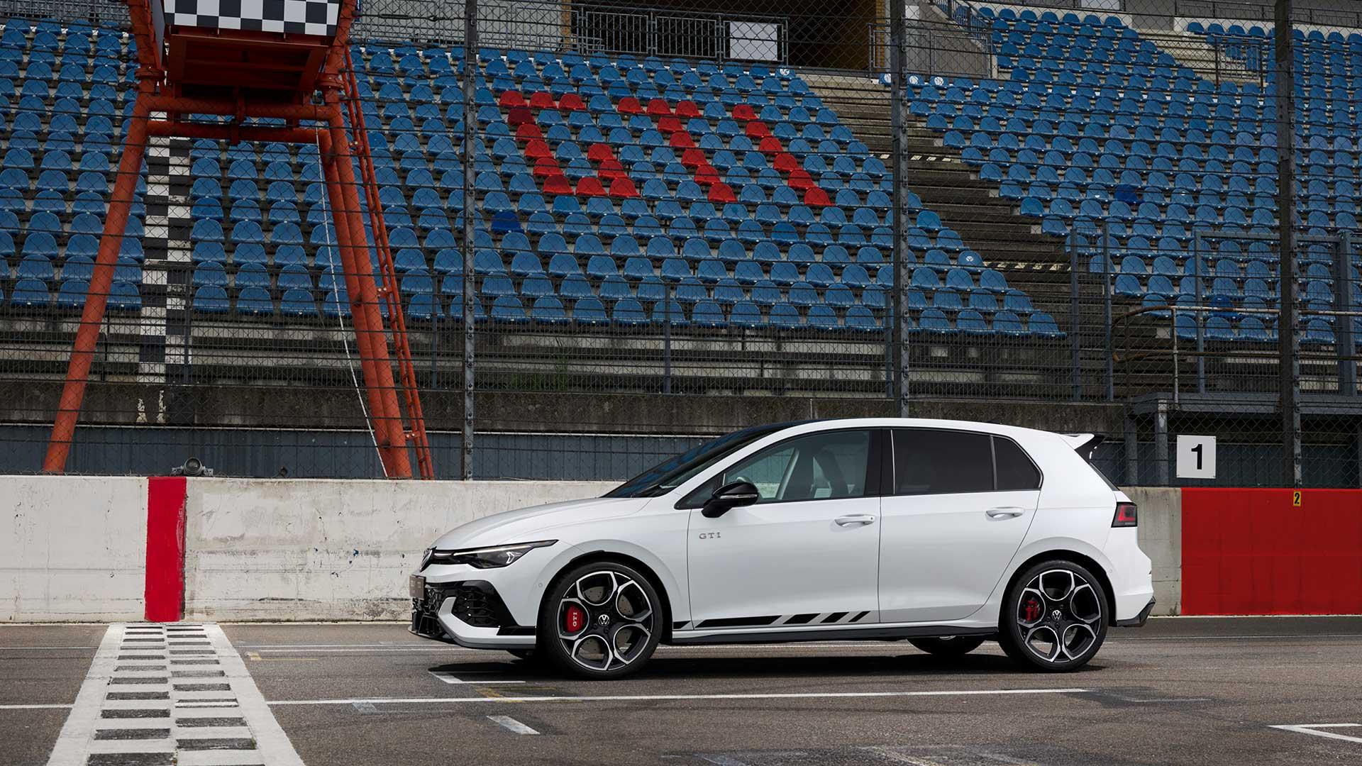 Nieuwe Volkswagen Golf GTI Clubsport heeft 300 pk - TopGear