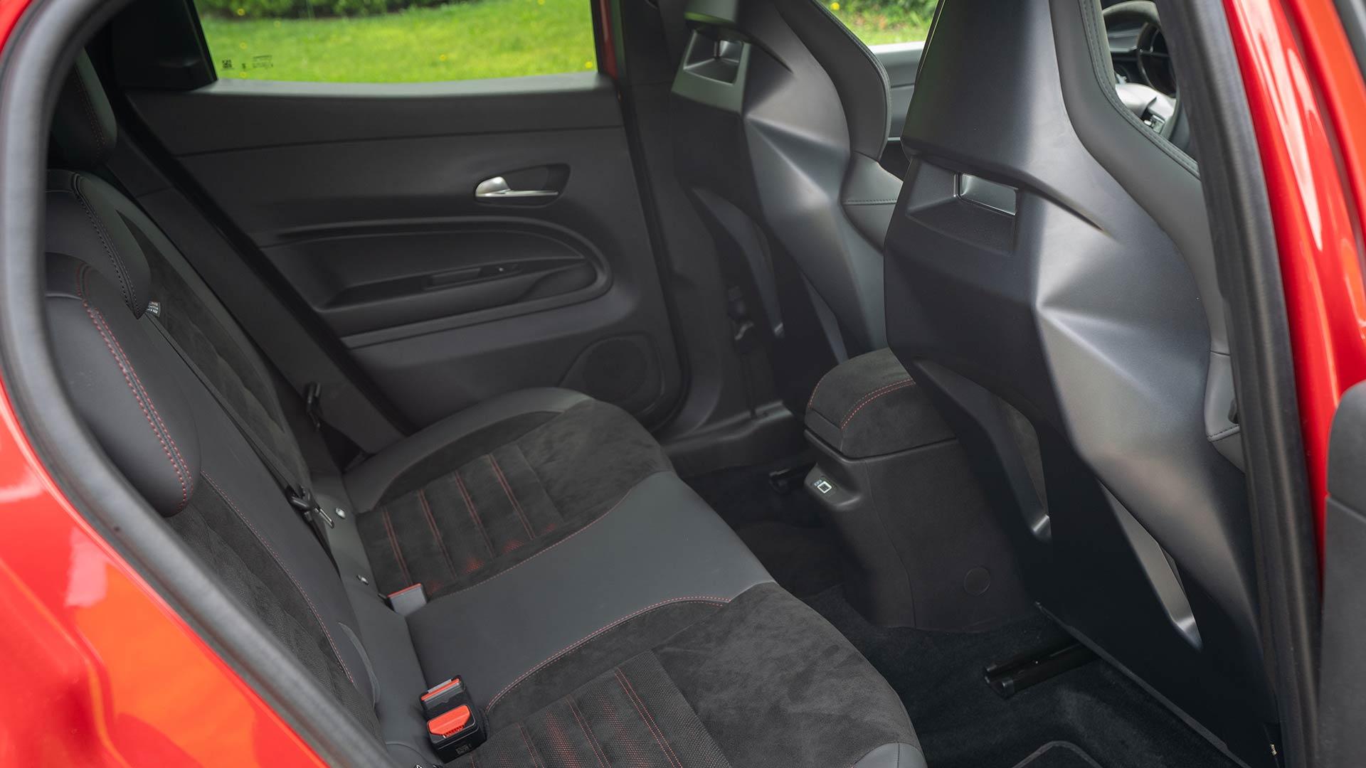 Alfa Romeo Junior review: meer dan een Opel met leuke logo's?