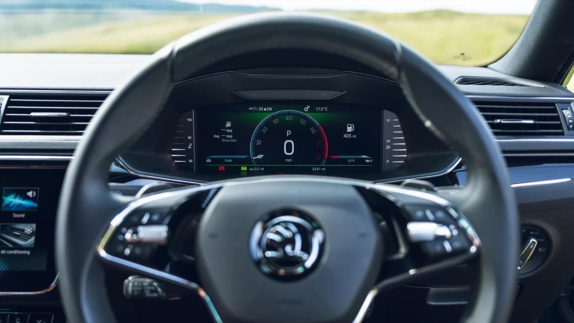 Skoda Superb Sleeper Edition is een Combi met bijna 500 pk