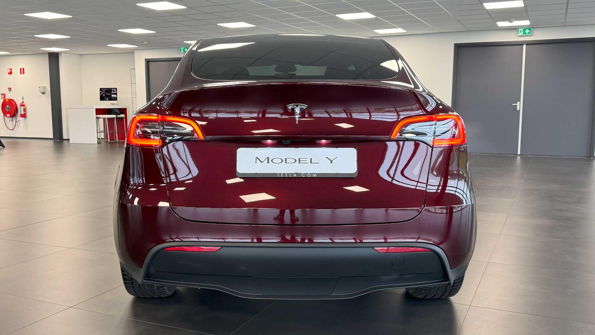 Alle verschillen tussen de nieuwe en oude Tesla Model Y (2025)