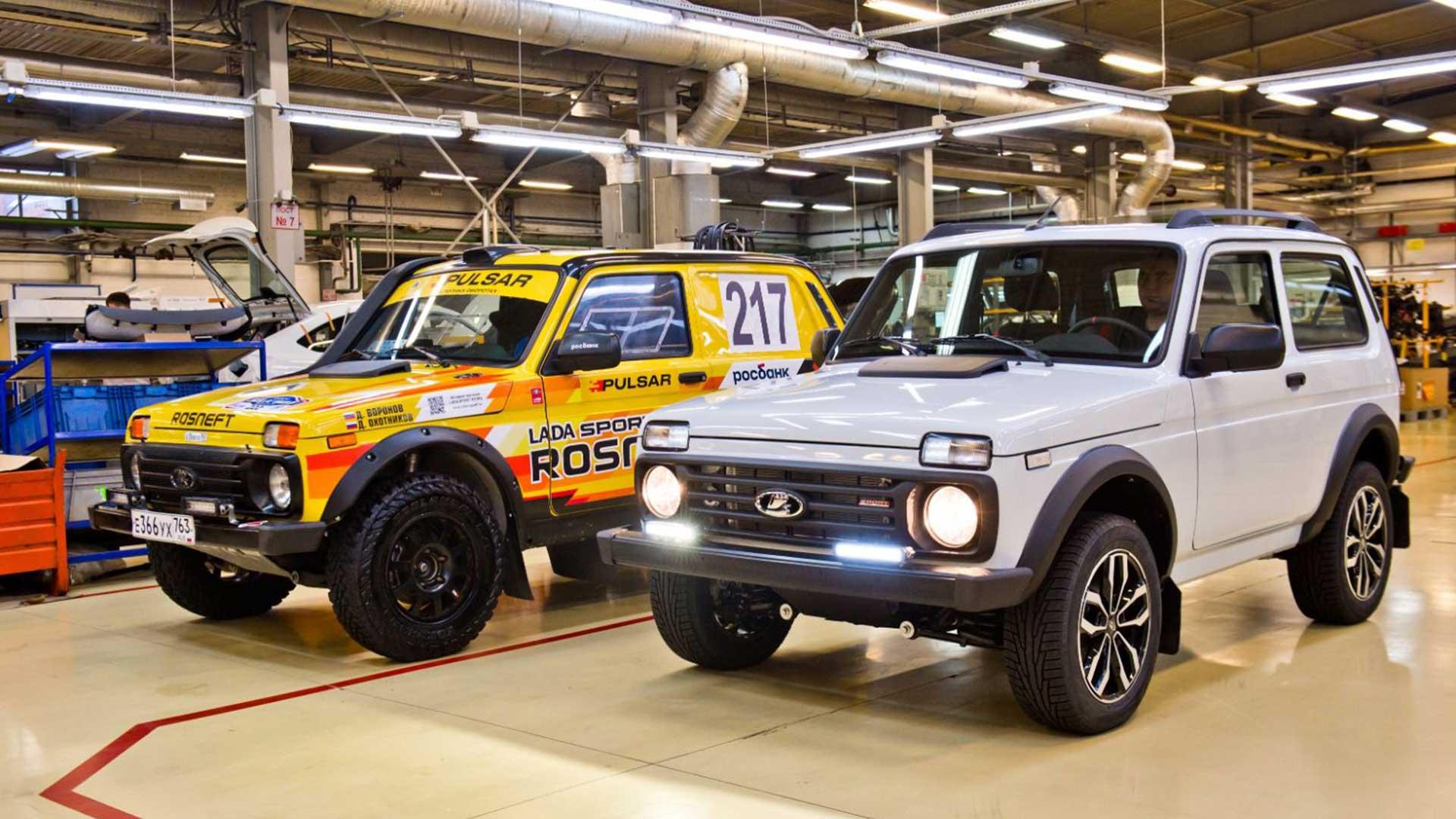 De Lada Niva is nog altijd nieuw te koop en er is nu een sportversie