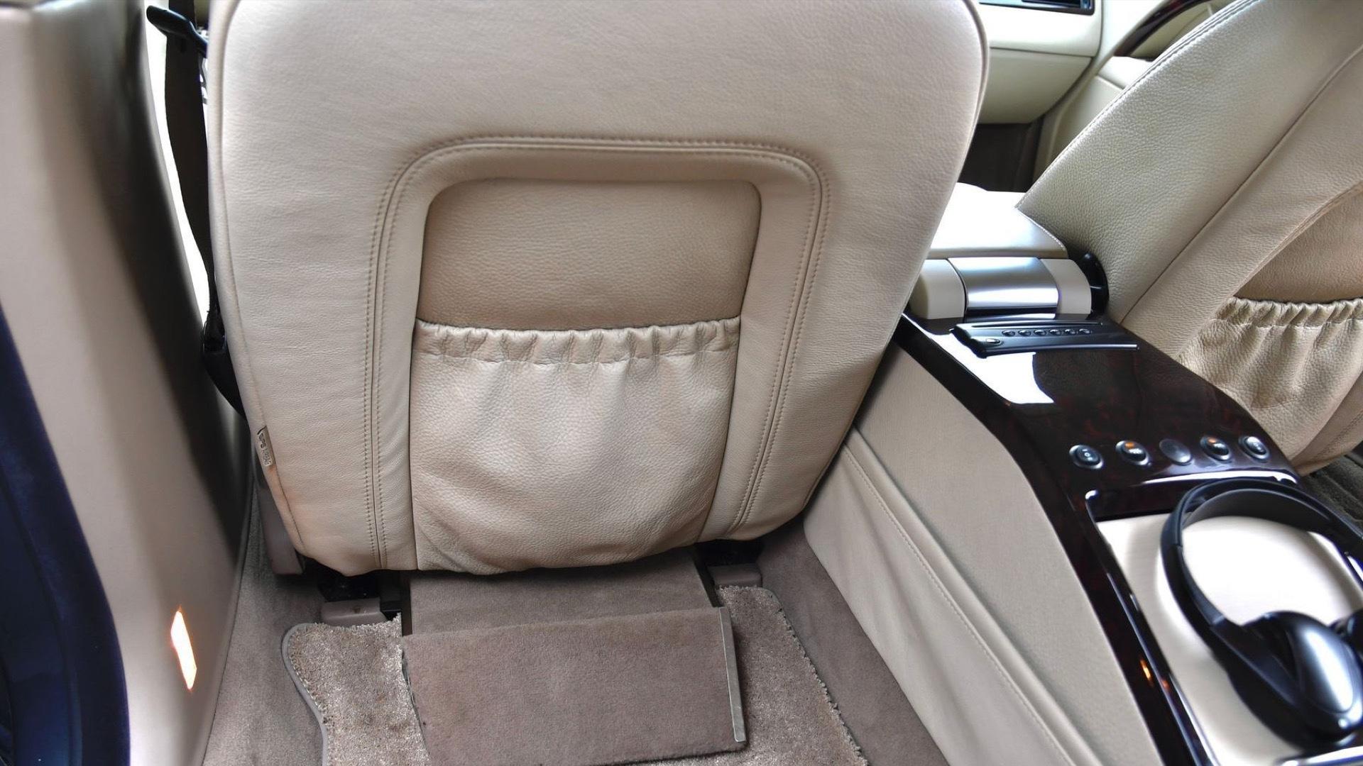 Deze (zeer zeldzame) verlengde Volvo S80 met heerlijke V8 kan van jou ...