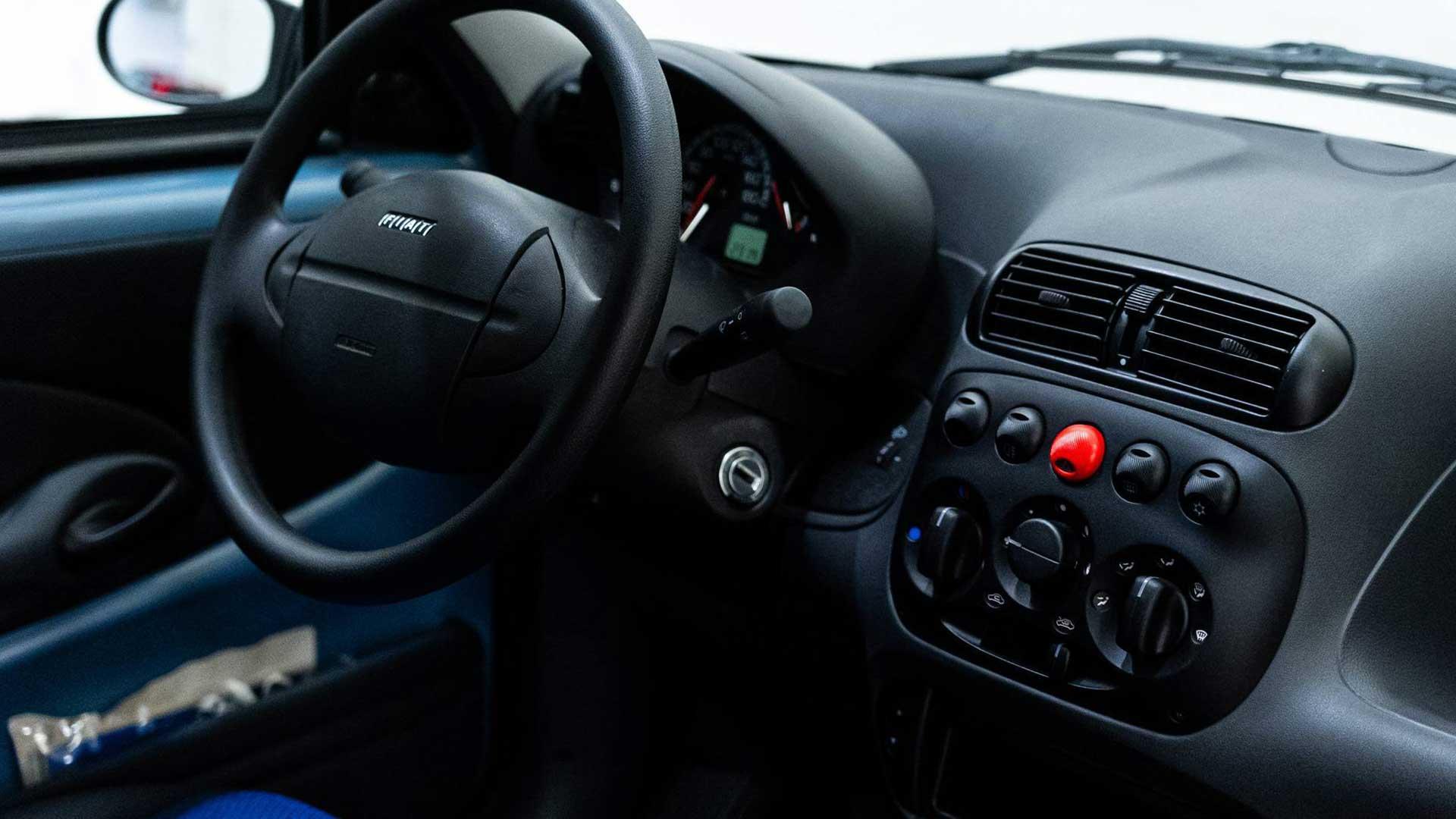 Nieuwe Fiat Seicento met slechts 18 kilometer te koop