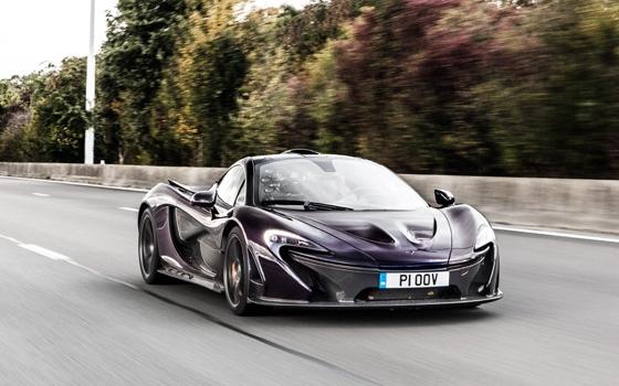 Jeremy Clarkson in de McLaren P1 - TopGear