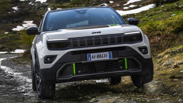 Jeep Trackhawk HPE1000: hou m'n appelsap vast - TopGear
