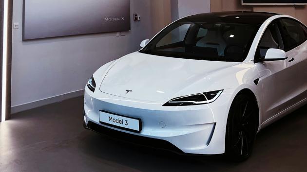 De nieuwe Tesla Model 3 (2023): actieradius, specificaties en prijs