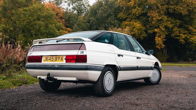 DS 9 vs Citroën XM: Twee Franse comfortkoningen