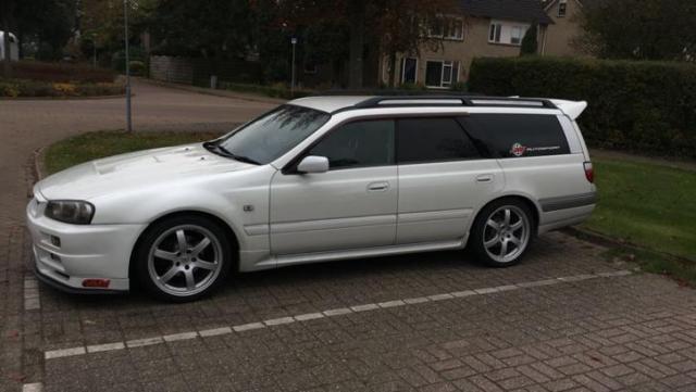 Nissan Skyline Wagon te koop in Nederland - TopGear Nederland