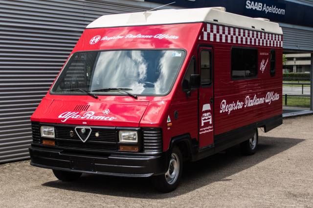 Alfa Romeo AR6 is de coolste camper - TopGear Nederland