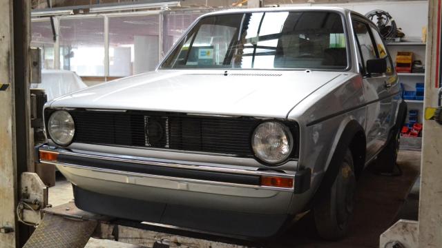 Deze Volkswagen Golf I GTI kost zoveel als een nieuwe - TopGear NL