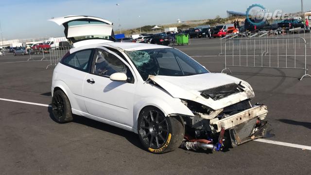 Ford Focus crasht hard op Circuit Zandvoort - TopGear Nederland