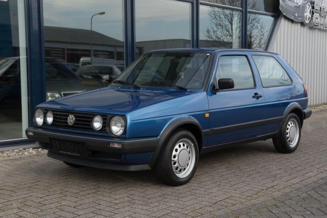 Gloednieuwe Volkswagen Golf 2 te koop - TopGear Nederland
