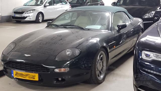 Deze parkeergarage in Trier staat vol stoffige exoten - TopGear Nederland