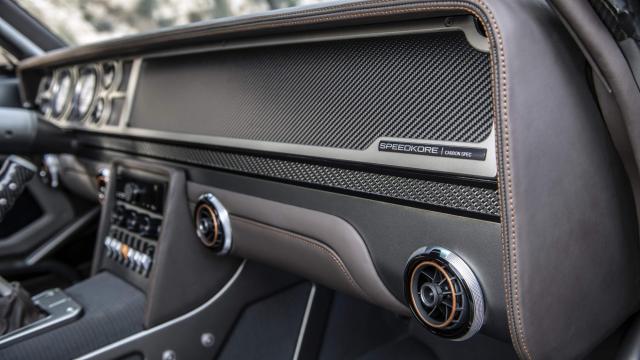 Speedkore Charger is veel koolstofvezel + 973 pk - TopGear Nederland