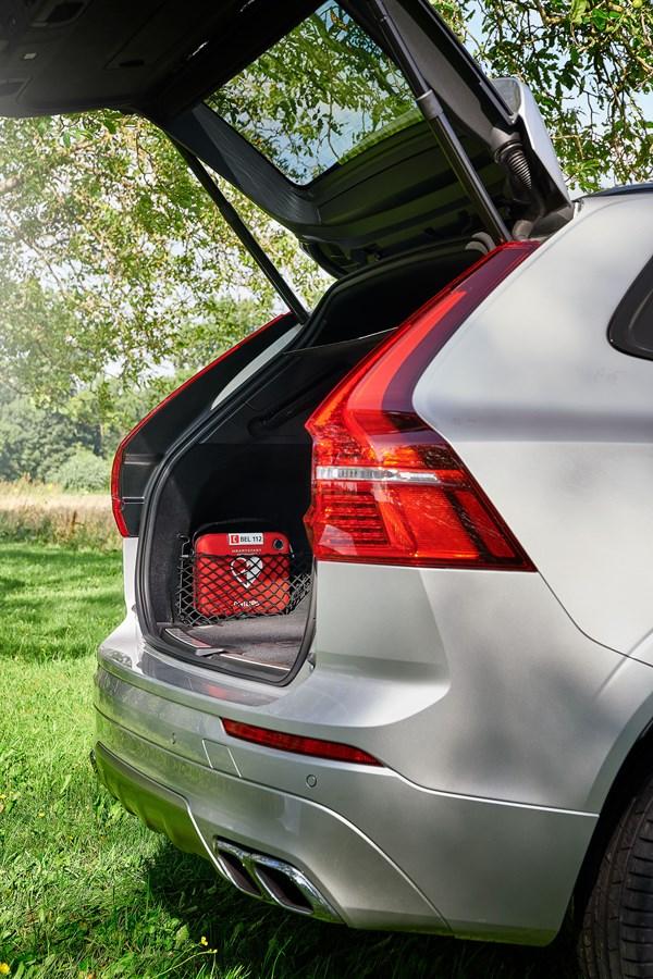 Volvo Lifesaver: rondrijdende AED’s - TopGear Nederland