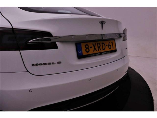 Goedkoopste Tesla van Nederland - TopGear Nederland