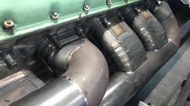 27-liter Rolls-Royce Meteor past in een Ford Crown Victoria - TopGear