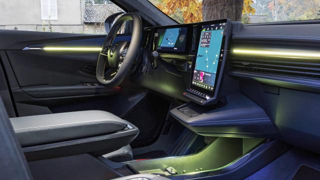 Renault Scenic E-Tech Esprit Alpine review (2023) - TopGear