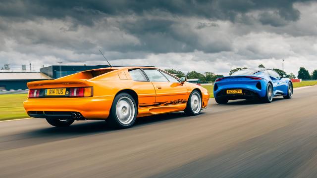 Lotus Esprit GT3 vs Lotus Emira i4 review (2024) - TopGear