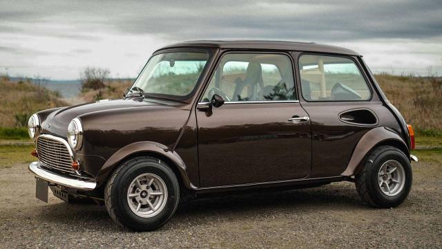Klassieke Mini Type 10 krijgt een 230 pk sterke Honda K20-motor - TopGear