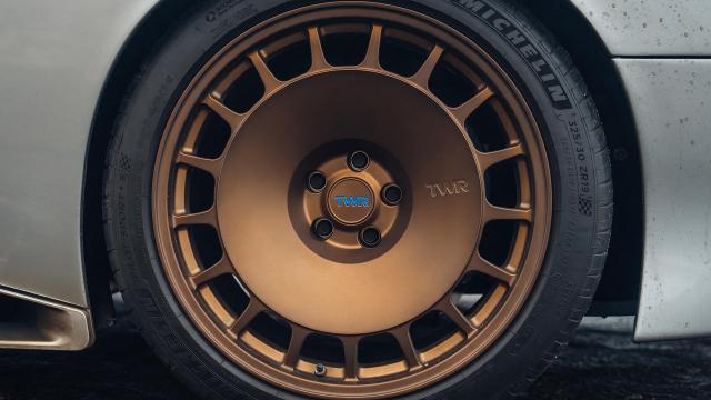 TWR Supercat: zo rijdt een V12 met supercharger