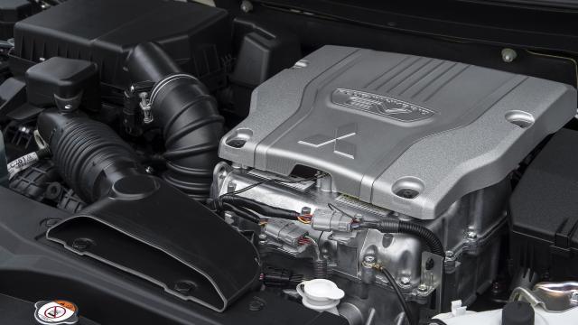 Mitsubishi Outlander PHEV als occasion verrassend betaalbaar - TopGear