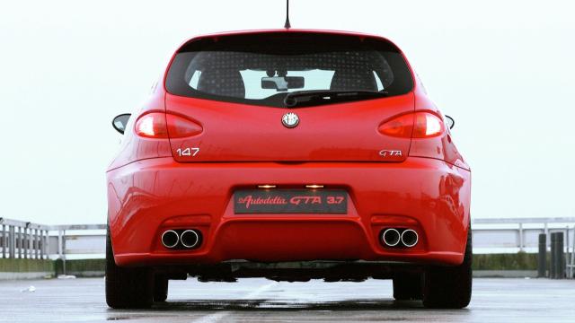Autodelta 147 GTA: voor iedereen die voorbanden haat met passie - TopGear