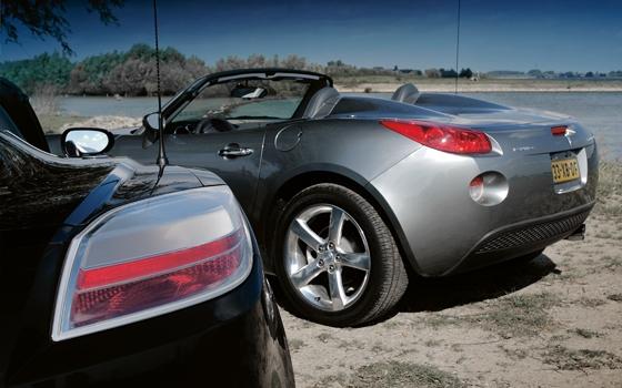 Uitgelicht: Opel GT vs Pontiac Solstice - TopGear