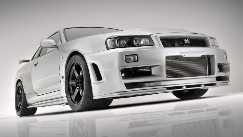 Nissan Skyline R32 GT-R krijgt weer nieuwe onderdelen - TopGear