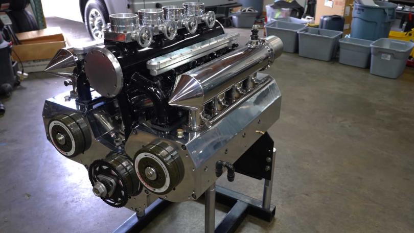 Mazda RX-7 met legendarische 26B-motor klinkt hemels - TopGear