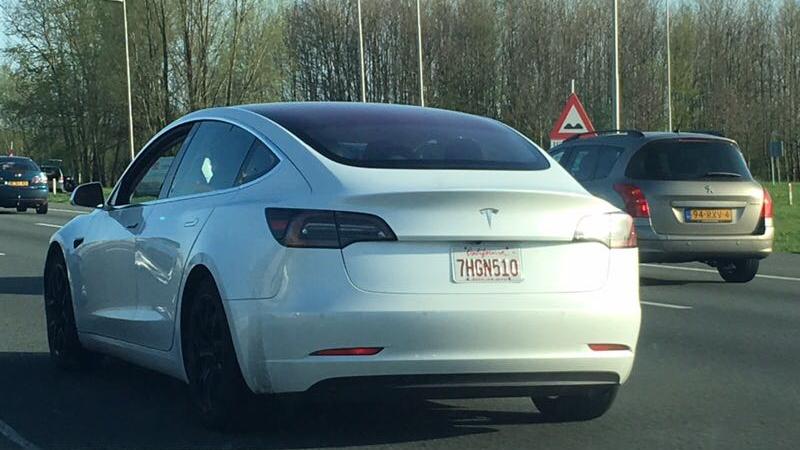 Tesla Model 3 in Nederland gespot - TopGear Nederland
