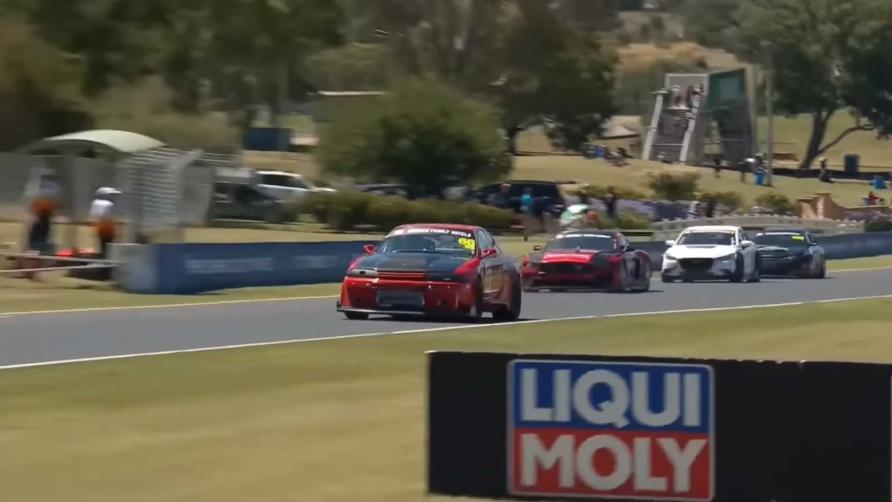 Nissan Skyline R32 GT-R domineert race op Bathurst - TopGear