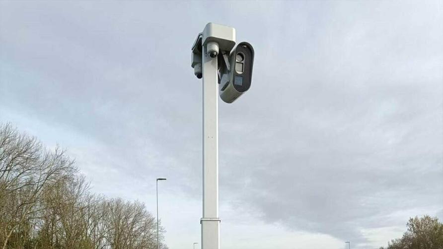 Flitspaal langs A16 Rotterdam deelt 100.000 boetes uit in korte tijd