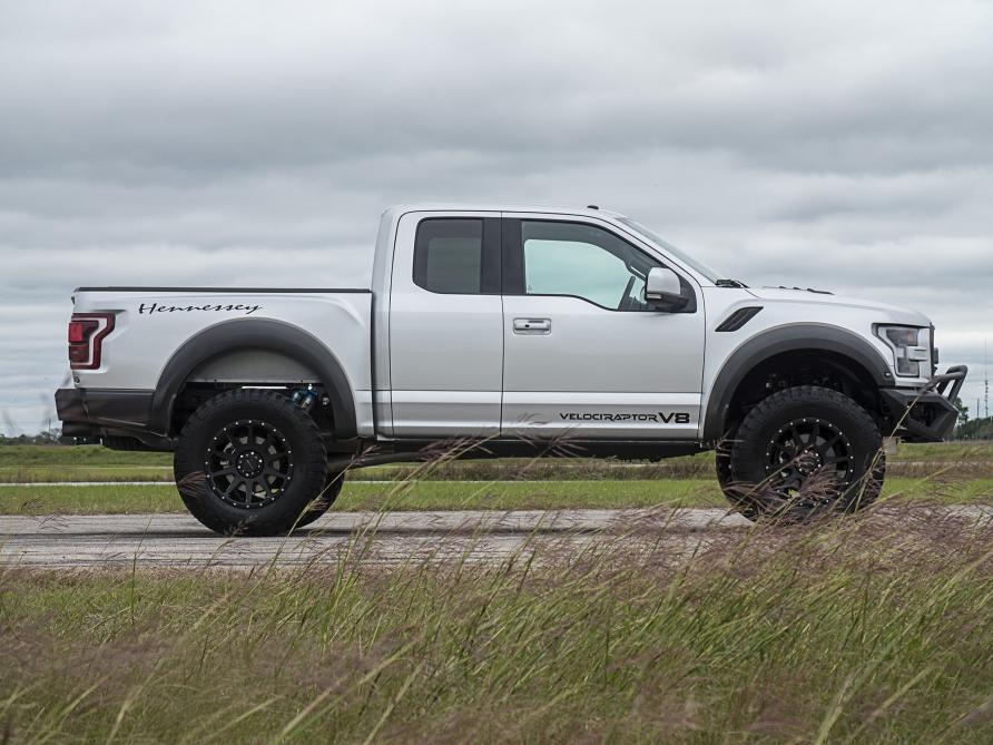 Hennessey Velociraptor V8 is een fijne pick-me-up - TopGear